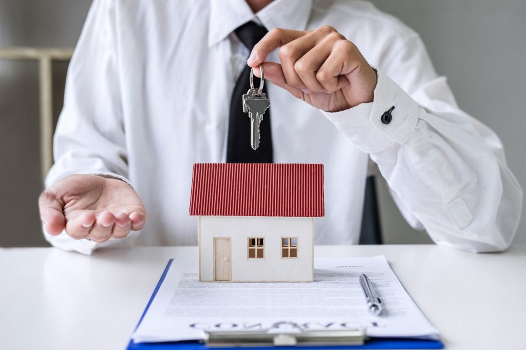 Real Estate 101: What Is the Meaning of for Lease?
